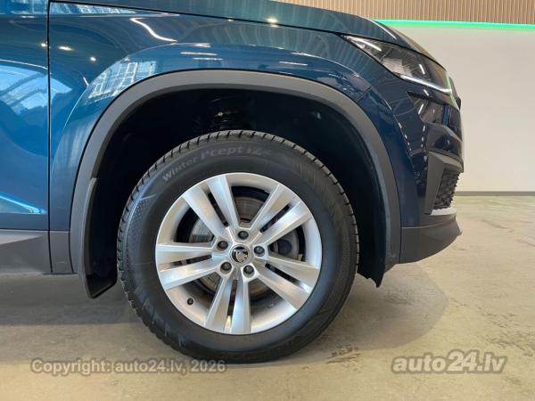 Blue Skoda Kodiaq 2023 in Tallinn, with an engine capacity of 1.97 L and mileage of 72 thousand km for 31990 €, photo 5 on AUTOMOTO.COM.LV