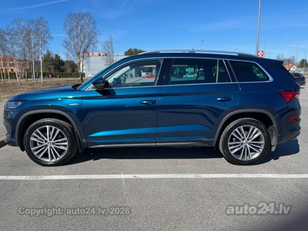 Синий Шкода Kodiaq 2023 в Таллин, объемом двигателя 2.00 л и пробегом 63 тыс. км за 33900 €, фото 4 на AUTOMOTO.COM.LV