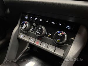 Zils Skoda Kodiaq 2023 Tallina, ar dzinēja tilpumu 2.00 L un nobraukumu 75 tūkst. km par 34900 €, foto 20 vietnē AUTOMOTO.COM.LV