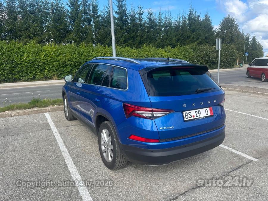 Синий Шкода Kodiaq 2023 в Таллин, объемом двигателя 0.00 л и пробегом 41 тыс. км за 29200 €, фото 4 на AUTOMOTO.COM.LV
