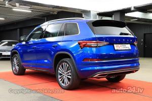Синий Шкода Kodiaq 2023 в Таллин, объемом двигателя 2.00 л и пробегом 120 тыс. км за 33995 €, фото 4 на AUTOMOTO.COM.LV