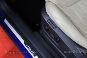 Синий Шкода Kodiaq 2023 в Таллин, объемом двигателя 2.00 л и пробегом 120 тыс. км за 33995 €, фото 16 на AUTOMOTO.COM.LV