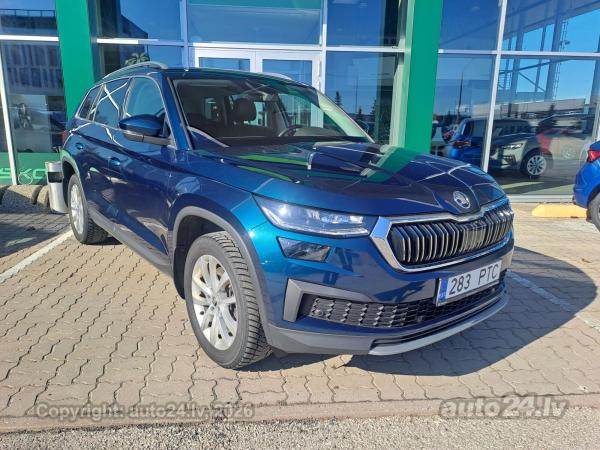 Zils Skoda Kodiaq 2024 Tartu, ar dzinēja tilpumu 2.00 L un nobraukumu 59 tūkst. km par 38500 €, foto  vietnē AUTOMOTO.COM.LV