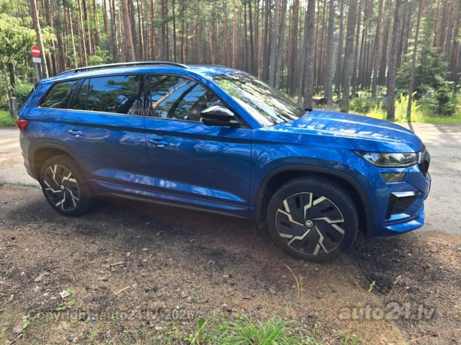 Синий Шкода Kodiaq 2024 в Таллин, объемом двигателя 2.00 л и пробегом 16 тыс. км за 38350 €, фото 1 на AUTOMOTO.COM.LV