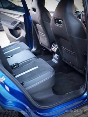 Zils Skoda Kodiaq 2024 Tallina, ar dzinēja tilpumu 1.50 L un nobraukumu 19 tūkst. km par 38900 €, foto 20 vietnē AUTOMOTO.COM.LV