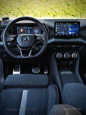 Zils Skoda Kodiaq 2024 Tallina, ar dzinēja tilpumu 1.50 L un nobraukumu 19 tūkst. km par 38900 €, foto 22 vietnē AUTOMOTO.COM.LV