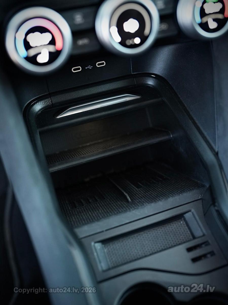Zils Skoda Kodiaq 2024 Tallina, ar dzinēja tilpumu 1.50 L un nobraukumu 19 tūkst. km par 38900 €, foto 25 vietnē AUTOMOTO.COM.LV