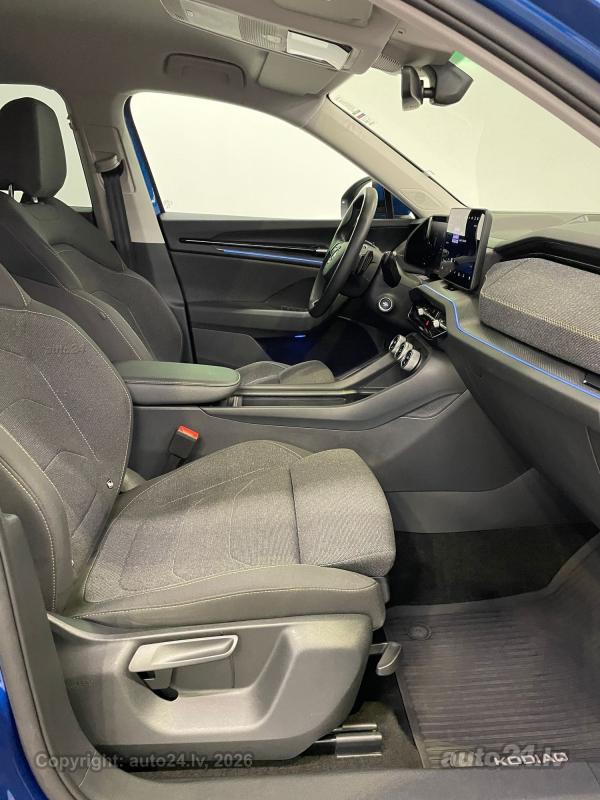 Синий Шкода Kodiaq 2024 в Таллин, объемом двигателя 2.00 л и пробегом 57 тыс. км за 36990 €, фото 10 на AUTOMOTO.COM.LV
