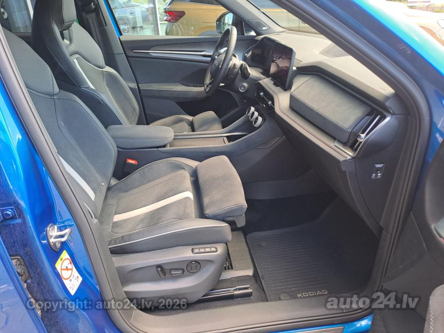 Синий Шкода Kodiaq 2025 в Тарту, объемом двигателя 1.50 л и пробегом 15 тыс. км за 42500 €, фото 6 на AUTOMOTO.COM.LV