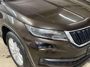 Brown Skoda Kodiaq 2017 in Prienai, with an engine capacity of 1.97 L and mileage of 286 thousand km for 13950 €, photo 36 on AUTOMOTO.COM.LV