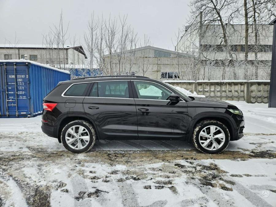 Brūns Skoda Kodiaq 2017 Kauņa, ar dzinēja tilpumu 1.97 L un nobraukumu 239 tūkst. km par 12700 €, foto 4 vietnē AUTOMOTO.COM.LV