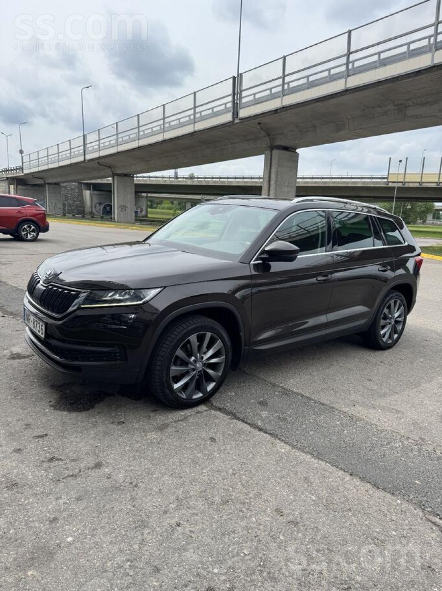 Brown Skoda Kodiaq 2017 in Riga, with an engine capacity of 1.40 L and mileage of 103 thousand km for 17400 €, photo 3 on AUTOMOTO.COM.LV