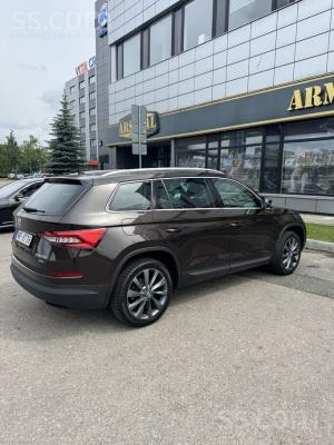 Brown Skoda Kodiaq 2017 in Riga, with an engine capacity of 1.40 L and mileage of 103 thousand km for 17400 €, photo 14 on AUTOMOTO.COM.LV