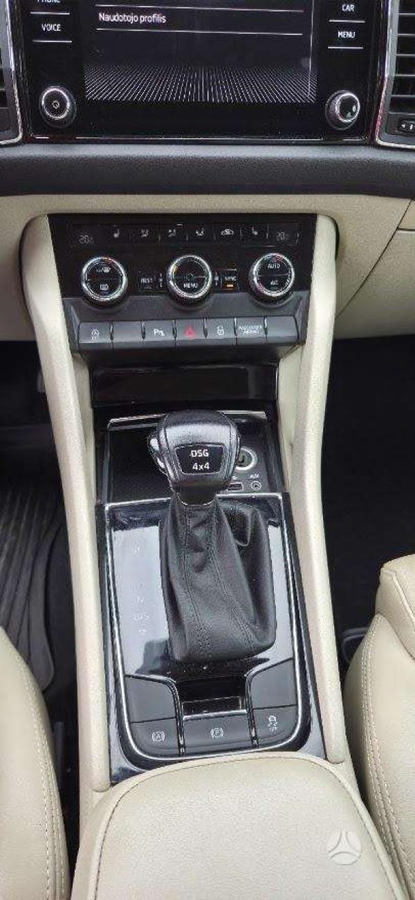 Brown Skoda Kodiaq 2017 in Vilnius, with an engine capacity of 1.97 L and mileage of 274 thousand km for 17400 €, photo 9 on AUTOMOTO.COM.LV