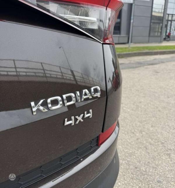 Brūns Skoda Kodiaq 2017 Anykščiai, ar dzinēja tilpumu 1.40 L un nobraukumu 103 tūkst. km par 17900 €, foto 4 vietnē AUTOMOTO.COM.LV