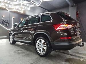 Brūns Skoda Kodiaq 2017 Mažeikiai, ar dzinēja tilpumu 1.97 L un nobraukumu 240 tūkst. km par 17750 €, foto 8 vietnē AUTOMOTO.COM.LV