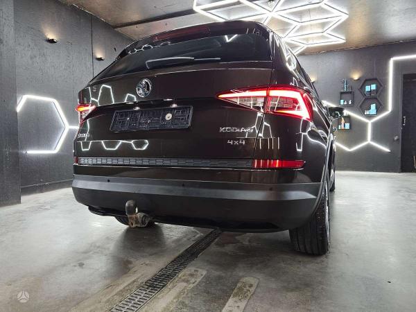 Brown Skoda Kodiaq 2017 in Mazeikiai, with an engine capacity of 1.97 L and mileage of 240 thousand km for 17750 €, photo 9 on AUTOMOTO.COM.LV
