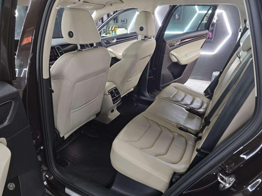 Brūns Skoda Kodiaq 2017 Mažeikiai, ar dzinēja tilpumu 1.97 L un nobraukumu 240 tūkst. km par 17750 €, foto 15 vietnē AUTOMOTO.COM.LV