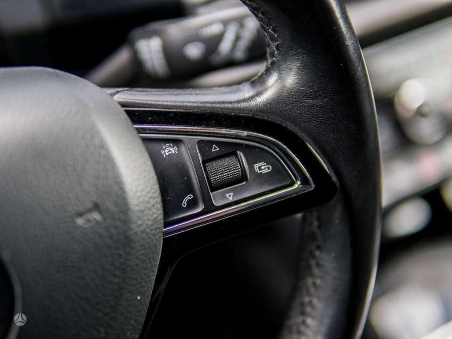 Brūns Skoda Kodiaq 2017 Kauņa, ar dzinēja tilpumu 1.97 L un nobraukumu 265 tūkst. km par 16950 €, foto 30 vietnē AUTOMOTO.COM.LV