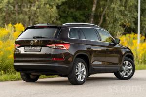Brūns Skoda Kodiaq 2017 Rīga, ar dzinēja tilpumu 2.00 L un nobraukumu 231 tūkst. km par 15300 €, foto 3 vietnē AUTOMOTO.COM.LV