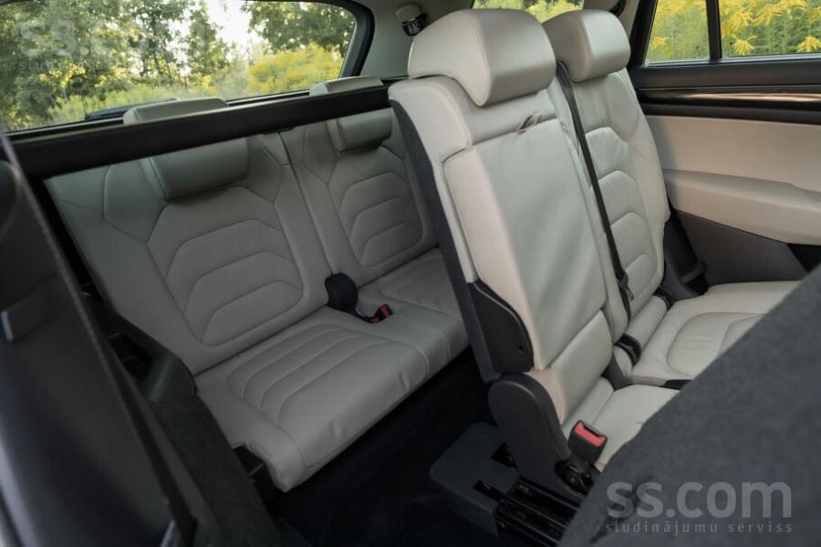 Brūns Skoda Kodiaq 2017 Rīga, ar dzinēja tilpumu 2.00 L un nobraukumu 231 tūkst. km par 15300 €, foto 7 vietnē AUTOMOTO.COM.LV