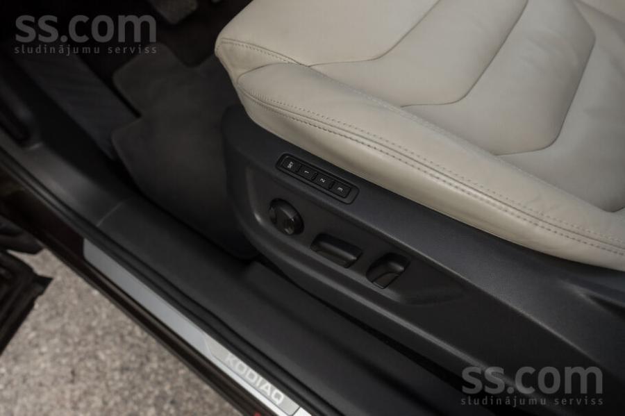 Brūns Skoda Kodiaq 2017 Rīga, ar dzinēja tilpumu 2.00 L un nobraukumu 231 tūkst. km par 15300 €, foto 16 vietnē AUTOMOTO.COM.LV