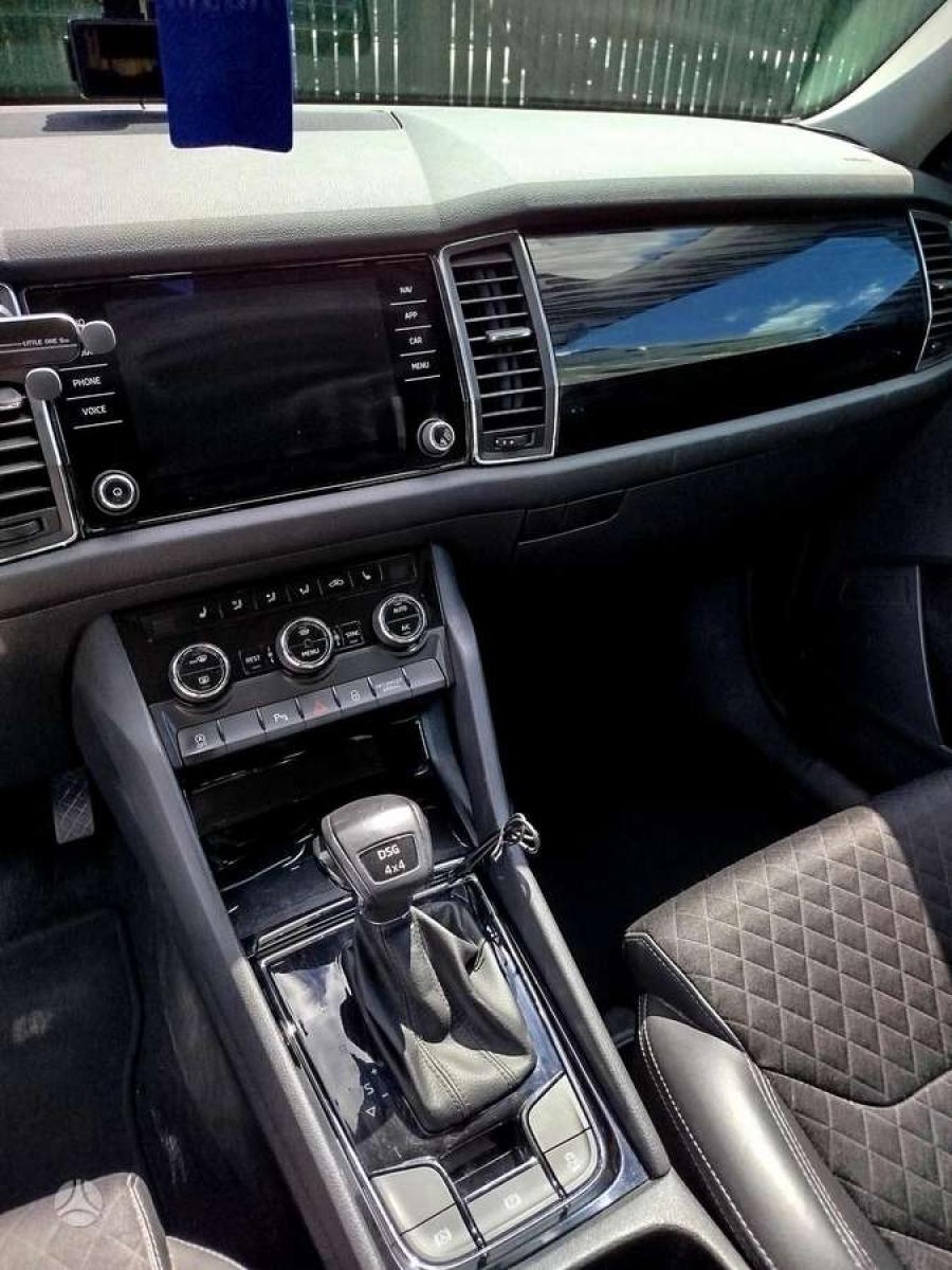 Brūns Skoda Kodiaq 2017 Panevēža, ar dzinēja tilpumu 1.40 L un nobraukumu 130 tūkst. km par 20250 €, foto 9 vietnē AUTOMOTO.COM.LV