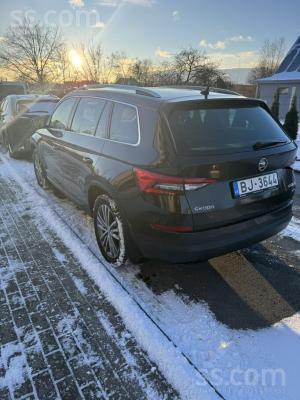 Brūns Skoda Kodiaq 2017 Rīga, ar dzinēja tilpumu 2.00 L un nobraukumu 215 tūkst. km par 20000 €, foto 5 vietnē AUTOMOTO.COM.LV