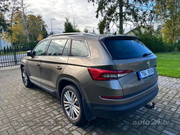 Brūns Skoda Kodiaq 2017 Tallina, ar dzinēja tilpumu 2.00 L un nobraukumu 148 tūkst. km par 19990 €, foto 5 vietnē AUTOMOTO.COM.LV