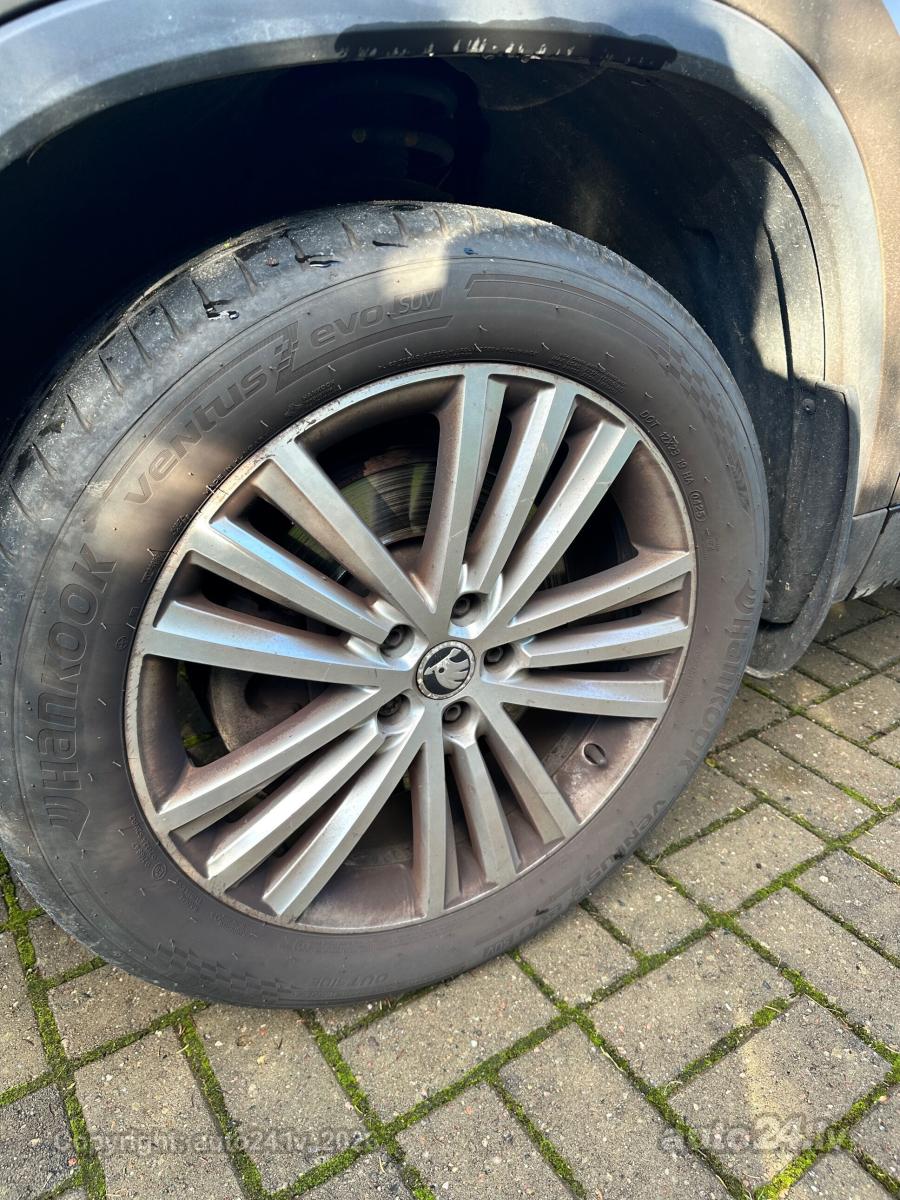 Brūns Skoda Kodiaq 2017 Tallina, ar dzinēja tilpumu 2.00 L un nobraukumu 148 tūkst. km par 19990 €, foto 17 vietnē AUTOMOTO.COM.LV