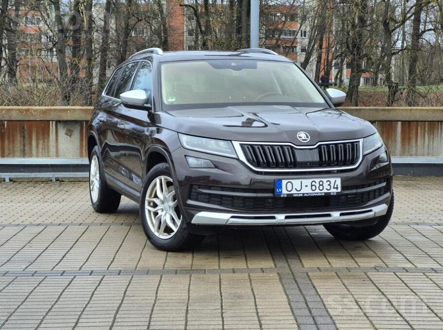 Brown Skoda Kodiaq 2018 in Riga, with an engine capacity of 2.00 L and mileage of 274 thousand km for 19450 €, photo 2 on AUTOMOTO.COM.LV