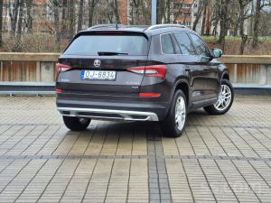 Brown Skoda Kodiaq 2018 in Riga, with an engine capacity of 2.00 L and mileage of 274 thousand km for 19450 €, photo 3 on AUTOMOTO.COM.LV