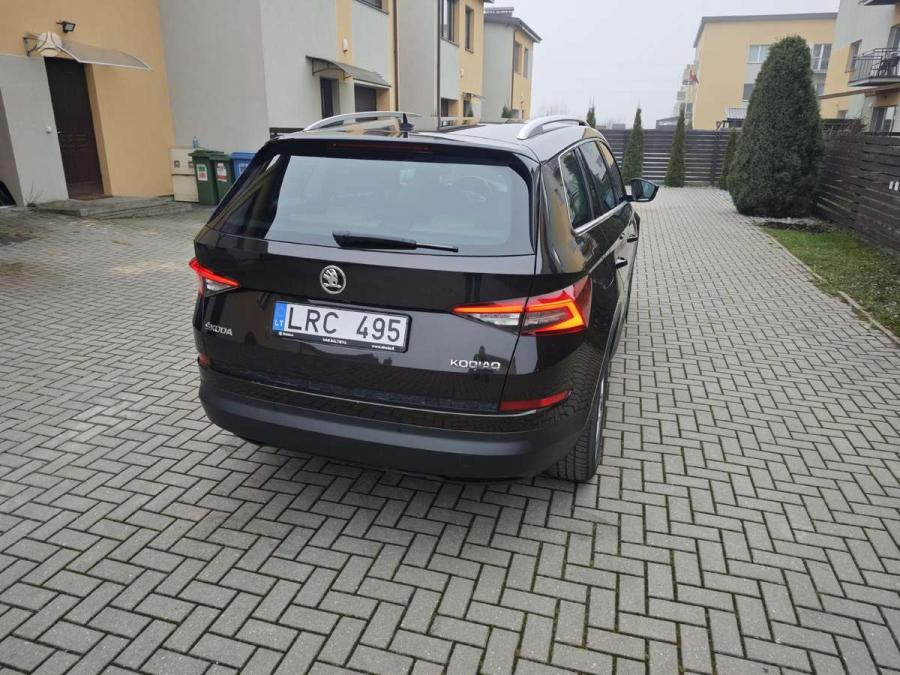 Brūns Skoda Kodiaq 2018 Kauņa, ar dzinēja tilpumu 1.97 L un nobraukumu 241 tūkst. km par 18800 €, foto 6 vietnē AUTOMOTO.COM.LV