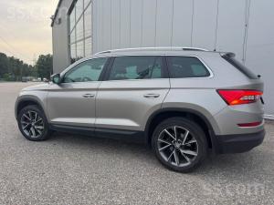 Brūns Skoda Kodiaq 2018 Rīga, ar dzinēja tilpumu 2.00 L un nobraukumu 215 tūkst. km par 17950 €, foto 4 vietnē AUTOMOTO.COM.LV