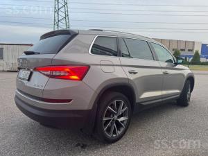 Brūns Skoda Kodiaq 2018 Rīga, ar dzinēja tilpumu 2.00 L un nobraukumu 215 tūkst. km par 17950 €, foto 7 vietnē AUTOMOTO.COM.LV