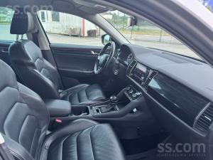 Brūns Skoda Kodiaq 2018 Rīga, ar dzinēja tilpumu 2.00 L un nobraukumu 215 tūkst. km par 17950 €, foto 11 vietnē AUTOMOTO.COM.LV