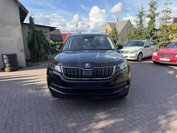 Brown Skoda Kodiaq 2018 in Kelme, with an engine capacity of 1.97 L and mileage of 185 thousand km for 16999 €, photo 3 on AUTOMOTO.COM.LV