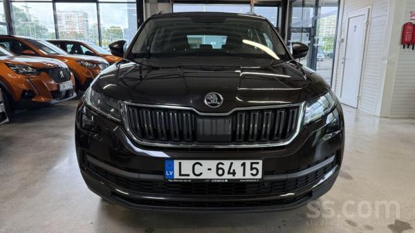 Skoda Kodiaq 2018 in Riga on AUTOMOTO.COM.LV Brown Skoda Kodiaq 2018 in Riga, with an engine capacity of 2.00 L and mileage of 216 thousand km for 15900 €, photo 9 on AUTOMOTO.COM.LV