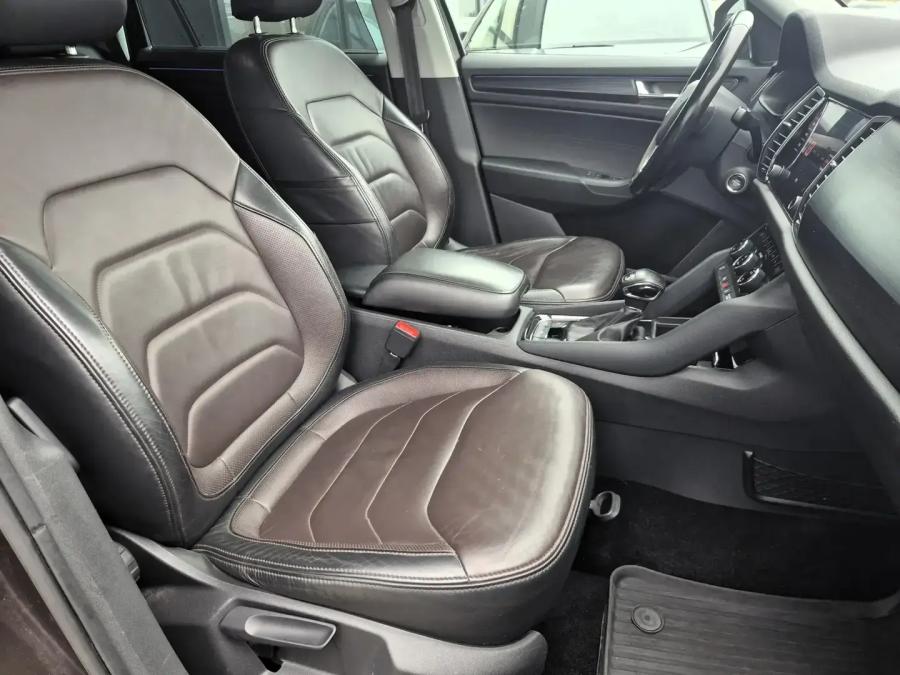 Brūns Skoda Kodiaq 2018 Rīga, ar dzinēja tilpumu 2.00 L un nobraukumu 253 tūkst. km par 16890 €, foto 8 vietnē AUTOMOTO.COM.LV