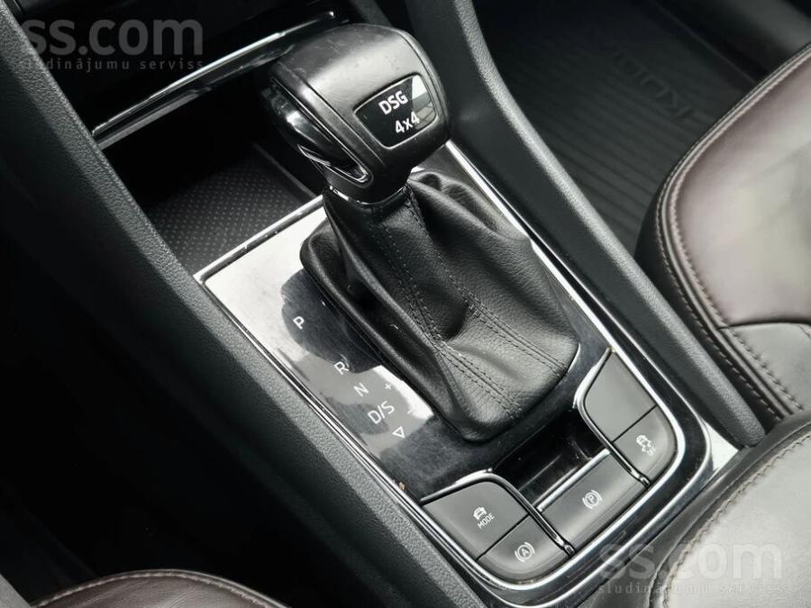 Brown Skoda Kodiaq 2018 in Riga, with an engine capacity of 2.00 L and mileage of 254 thousand km for 16890 €, photo 12 on AUTOMOTO.COM.LV