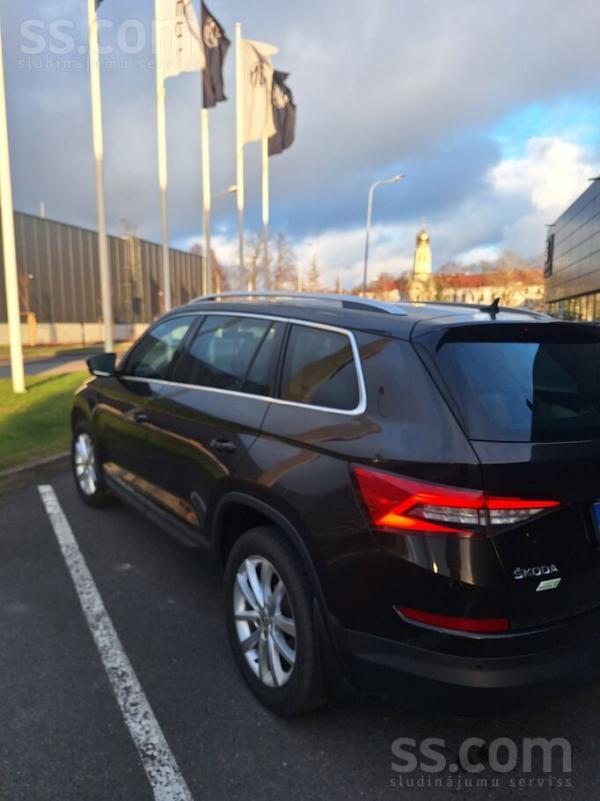 Brūns Skoda Kodiaq 2019 Rīga, ar dzinēja tilpumu 1.50 L un nobraukumu 177 tūkst. km par 19500 €, foto 3 vietnē AUTOMOTO.COM.LV