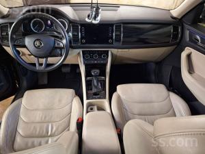 Brown Skoda Kodiaq 2019 in Riga, with an engine capacity of 1.50 L and mileage of 177 thousand km for 19500 €, photo 7 on AUTOMOTO.COM.LV