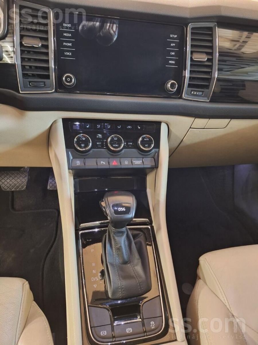 Brown Skoda Kodiaq 2019 in Riga, with an engine capacity of 1.50 L and mileage of 177 thousand km for 19500 €, photo 9 on AUTOMOTO.COM.LV