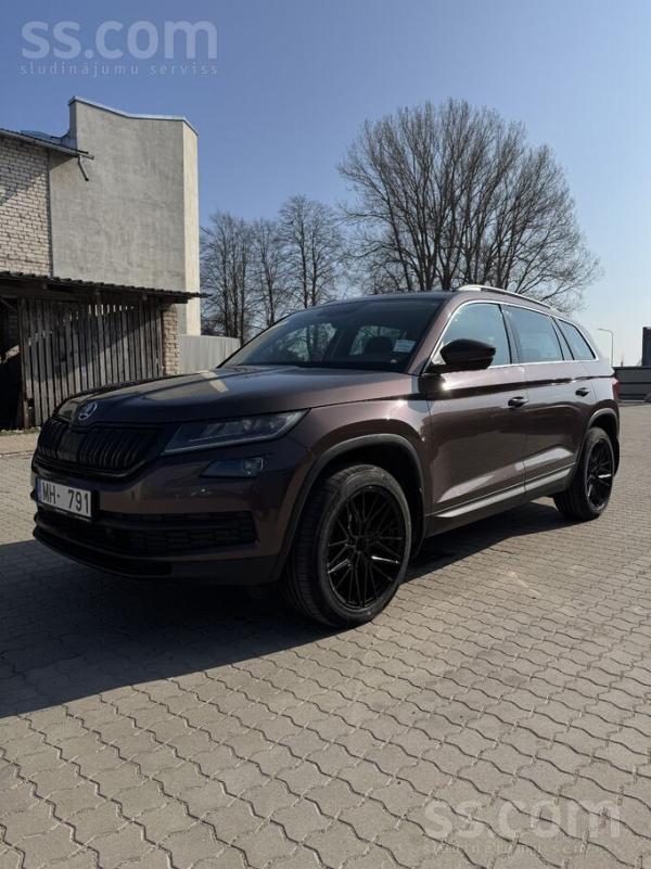 Brown Skoda Kodiaq 2019 in Liepaja, with an engine capacity of 1.50 L and mileage of 173 thousand km for 21800 €, photo 1 on AUTOMOTO.COM.LV