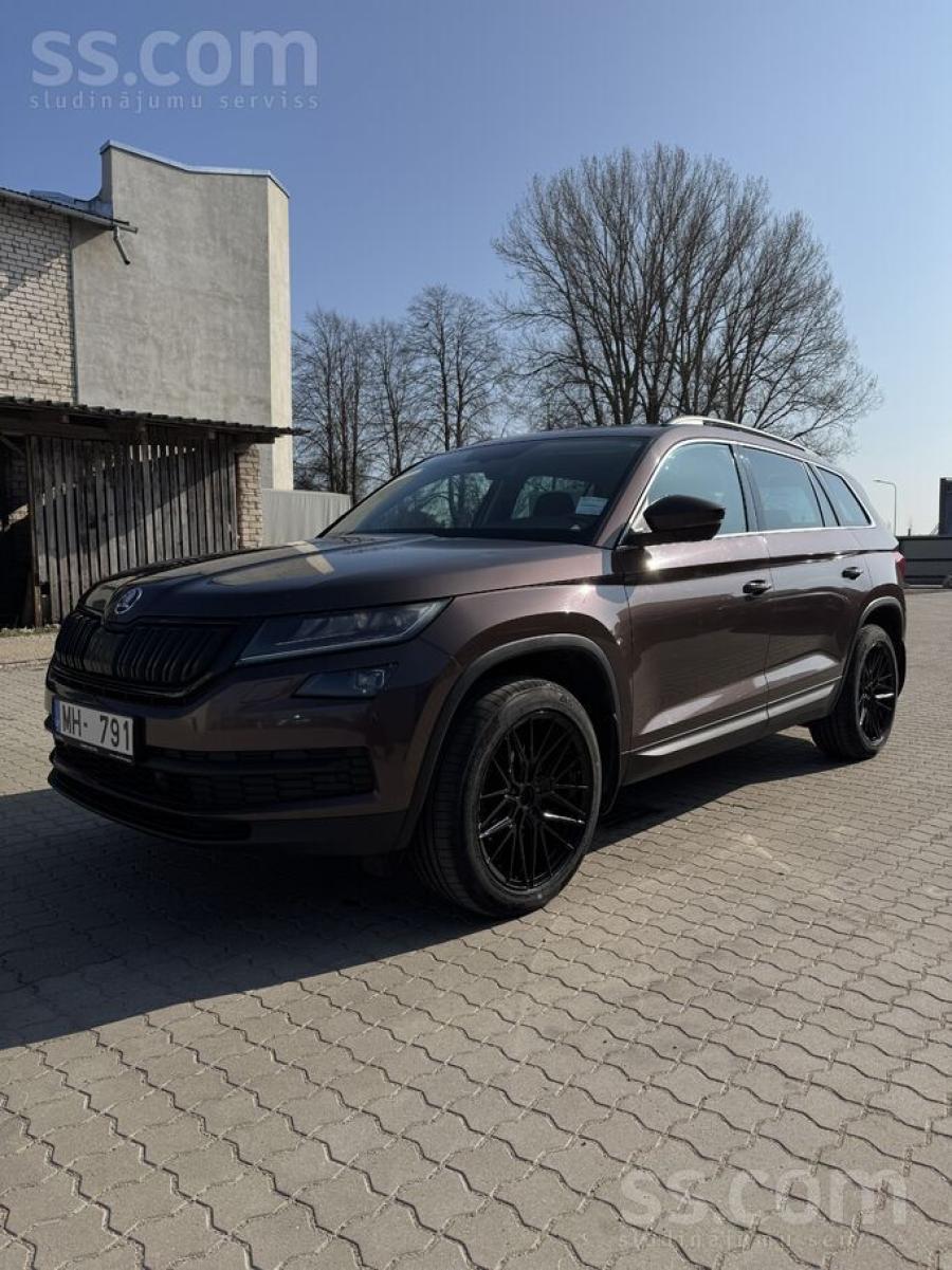 Brūns Skoda Kodiaq 2019 Liepāja, ar dzinēja tilpumu 1.50 L un nobraukumu 173 tūkst. km par 21800 €, foto 1 vietnē AUTOMOTO.COM.LV