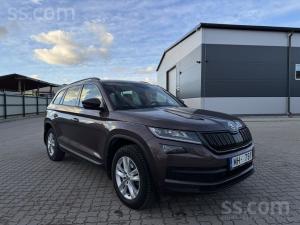 Brūns Skoda Kodiaq 2019 Liepāja, ar dzinēja tilpumu 1.50 L un nobraukumu 173 tūkst. km par 21800 €, foto 3 vietnē AUTOMOTO.COM.LV