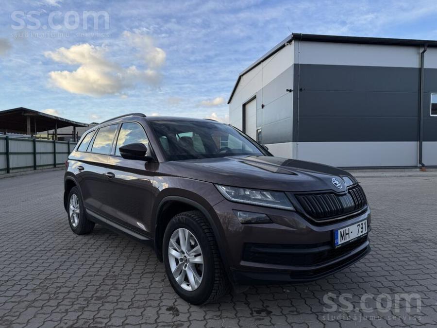 Brūns Skoda Kodiaq 2019 Liepāja, ar dzinēja tilpumu 1.50 L un nobraukumu 173 tūkst. km par 21800 €, foto 3 vietnē AUTOMOTO.COM.LV