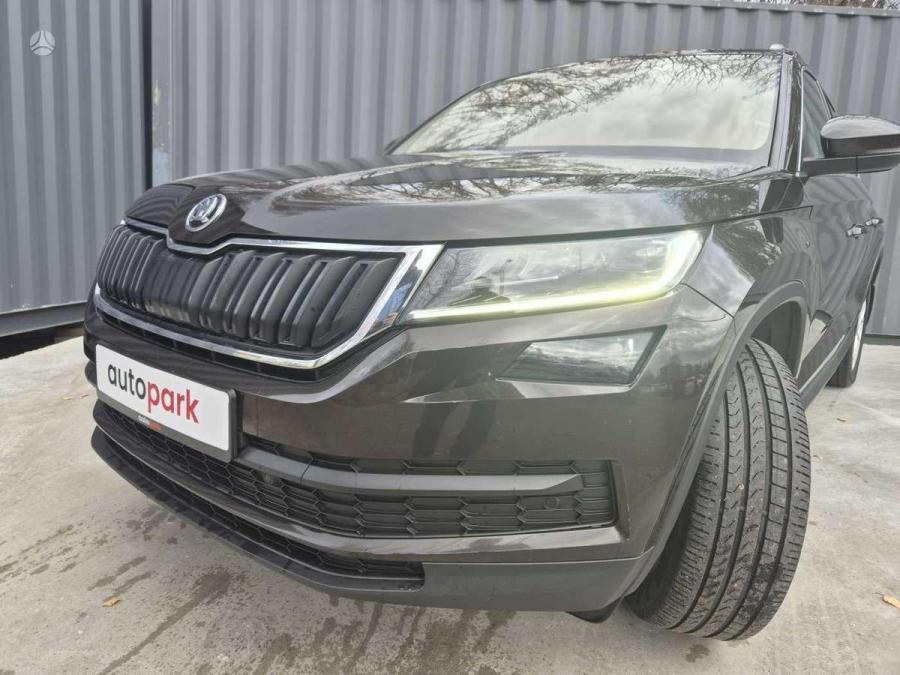 Brūns Skoda Kodiaq 2019 Viļņa, ar dzinēja tilpumu 1.97 L un nobraukumu 143 tūkst. km par 22900 €, foto 3 vietnē AUTOMOTO.COM.LV