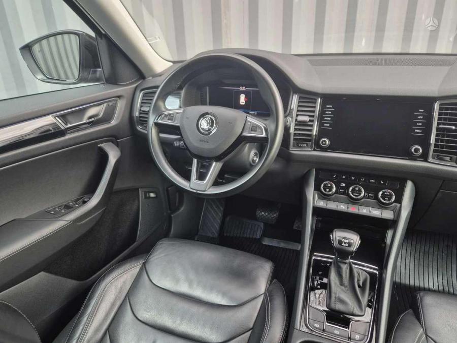 Brūns Skoda Kodiaq 2019 Viļņa, ar dzinēja tilpumu 1.97 L un nobraukumu 143 tūkst. km par 22900 €, foto 7 vietnē AUTOMOTO.COM.LV