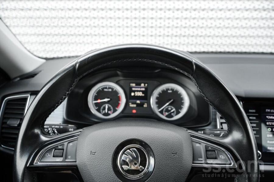 Brūns Skoda Kodiaq 2019 Rīga, ar dzinēja tilpumu 1.50 L un nobraukumu 163 tūkst. km par 18750 €, foto 12 vietnē AUTOMOTO.COM.LV